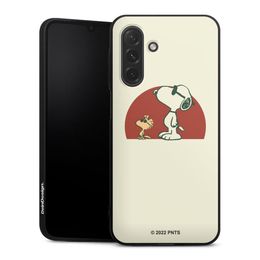 DeinDesign Galaxy A26 Handy Premium Silikon H&uuml;lle Handyh&uuml;lle schwarz Case Snoopy Official Licensed Product Kindheit Silikon Premium Case