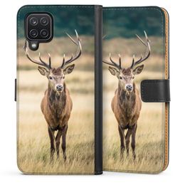 DeinDesign Galaxy A12 Handy Klapph&uuml;lle Handyh&uuml;lle aus Kunst Leder schwarz Flip Case Forrest Meadow Deer Sideflip mit langer Lasche