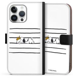DeinDesign iPhone 14 Pro Max Handy Klapph&uuml;lle Handyh&uuml;lle aus Kunst Leder schwarz Flip Case Snoopy Dog Peanuts Sideflip mit Lasche