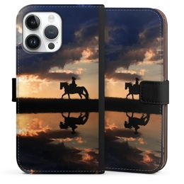 DeinDesign iPhone 14 Pro Max Handy Klapph&uuml;lle Handyh&uuml;lle aus Kunst Leder schwarz Flip Case Sunset Horseback Riding Horse Sideflip mit Lasche