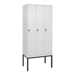 C+P Spind Classic PLUS, Gestell, 3 Abteile, 2120x900x500mm, 9016/9016 Verschluss Sicherheits-Drehriegel 3 Garderobenhaken ; C + P M&ouml;belsysteme (0800307-30|S10014)