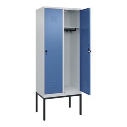 C+P Spind Classic PLUS, Gestell, 2 Abteile, 2120x800x500mm, 7035/5023 Verschluss Sicherheits-Drehriegel 4 Garderobenhaken ; C + P M&ouml;belsysteme (0800307-22|S10005)