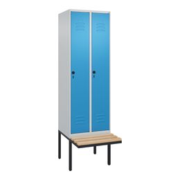 C+P Spind Classic PLUS, Bank, 2 Abteile, 2120x600x815mm, 7035/5012 Verschluss Sicherheits-Drehriegel 3 Garderobenhaken Sitzbanktyp auskragend ; C + (0800407-20|S10005)