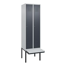 C+P Spind Classic PLUS, Bank, 2 Abteile, 2120x600x815mm, 7035/7016 Verschluss Zylinderschloss 3 Garderobenhaken Dekor Banklatten RAL 7035 Lichtgrau S (0800407-20|S10024)