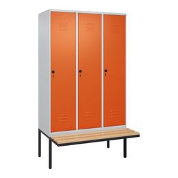C+P Spind Classic PLUS, Bank, 3 Abteile, 2120x1200x815mm, 7035/2004 Verschluss Sicherheits-Drehriegel 4 Garderobenhaken Sitzbanktyp auskragend ; C + (0800407-32|S10119)