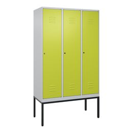 C+P Spind Classic PLUS, Gestell, 3 Abteile, 2120x1200x500mm, 7035/0024 Verschluss Zylinderschloss 4 Garderobenhaken Trennwand mittig ; C + P M&ouml;belsyst (0800307-32F|S10025)
