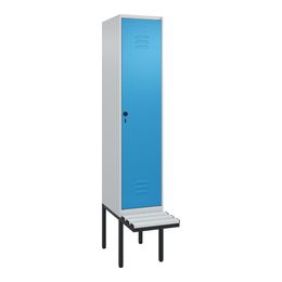 C+P Spind Classic PLUS, Bank, 1 Abteil, 2120x400x815mm, 7035/5012 Verschluss Sicherheits-Drehriegel 4 Garderobenhaken Dekor Banklatten RAL 7035 Licht (0800407-12|S10034)