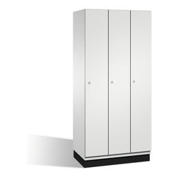 C+P Umkleidespind Cambio auf Sockel, 3 Abteile, H1950xB900xT525mm Front Lichtgrau Korpus Lichtgrau ; C + P M&ouml;belsysteme (45100-30|S10053)
