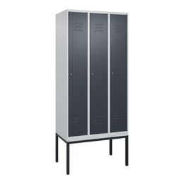 C+P Spind Classic PLUS, Gestell, 3 Abteile, 2120x900x500mm, 7035/7016 Verschluss Zylinderschloss 3 Garderobenhaken ; C + P M&ouml;belsysteme (0800307-30|S10023)