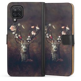 DeinDesign Galaxy A12 Handy Klapph&uuml;lle Handyh&uuml;lle aus Kunst Leder schwarz Flip Case Rehe Reindeer Flowers Sideflip mit langer Lasche