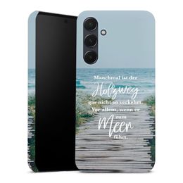 DeinDesign Galaxy A55 5G Handy Premium Case Smartphone Handyh&uuml;lle Schutzh&uuml;lle gl&auml;nzend Statement Beach Spruch Premium Case