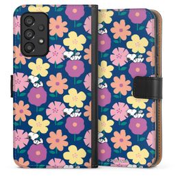 DeinDesign Galaxy A33 5G Handy Klapph&uuml;lle Handyh&uuml;lle aus Kunst Leder schwarz Flip Case Flowers Muster Snoopy Sideflip mit langer Lasche