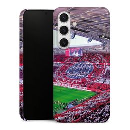 DeinDesign Galaxy S24 Handy Premium Case Smartphone Handyh&uuml;lle Schutzh&uuml;lle gl&auml;nzend Stadium Fcb Fc Bayern M&uuml;nchen Premium Case