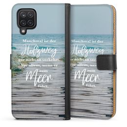 DeinDesign Galaxy A12 Handy Klapph&uuml;lle Handyh&uuml;lle aus Kunst Leder schwarz Flip Case Spruch Beach Statement Sideflip mit langer Lasche