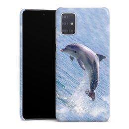 DeinDesign Galaxy A51 Handy Premium Case Smartphone Handyh&uuml;lle Schutzh&uuml;lle gl&auml;nzend Wale Ocean Dolphin Premium Case