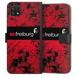 DeinDesign Galaxy A22 5G Handy Klapph&uuml;lle Handyh&uuml;lle aus Kunst Leder schwarz Flip Case Official Licensed Product Sc Freiburg Logo Sideflip mit langer Lasche