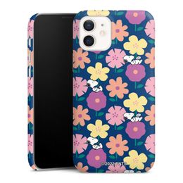 DeinDesign iPhone 12 Handy Premium Case Smartphone Handyh&uuml;lle Schutzh&uuml;lle matt Muster Snoopy Flowers Premium Case