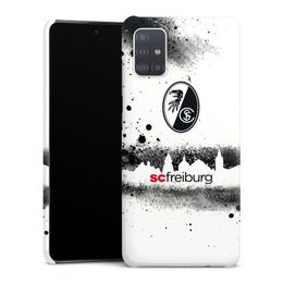 DeinDesign Galaxy A51 Handy Premium Case Smartphone Handyh&uuml;lle Schutzh&uuml;lle gl&auml;nzend Skyline Sc Freiburg Logo Premium Case