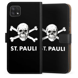 DeinDesign Galaxy A22 5G Handy Klapph&uuml;lle Handyh&uuml;lle aus Kunst Leder schwarz Flip Case Official Licensed Product Fc St. Pauli Totenkopf Sideflip mit langer 