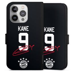 DeinDesign iPhone 14 Pro Handy Klapph&uuml;lle Handyh&uuml;lle aus Kunst Leder schwarz Flip Case Fc Bayern M&uuml;nchen Harry Kane Jersey Sideflip mit langer Lasche