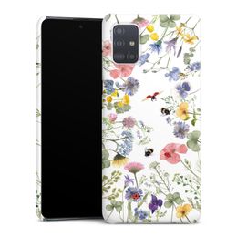 DeinDesign Galaxy A51 Handy Premium Case Smartphone Handyh&uuml;lle Schutzh&uuml;lle gl&auml;nzend Flowers Bee Muster Premium Case