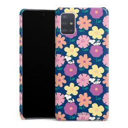 DeinDesign Galaxy A51 Handy Premium Case Smartphone Handyh&uuml;lle Schutzh&uuml;lle gl&auml;nzend Muster Snoopy Flowers Premium Case