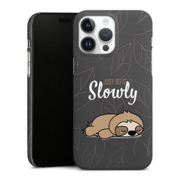 DeinDesign iPhone 14 Pro Max Handy Premium Case Smartphone Handyh&uuml;lle Schutzh&uuml;lle matt Sloth Lazy Sunday Sayings Premium Case