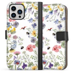 DeinDesign iPhone 13 Pro Max Handy Klapph&uuml;lle Handyh&uuml;lle aus Kunst Leder schwarz Flip Case Flowers Bee Muster Sideflip mit langer Lasche