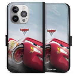DeinDesign iPhone 14 Pro Handy Klapph&uuml;lle Handyh&uuml;lle aus Kunst Leder schwarz Flip Case Lightning Mcqueen 95 Official Licensed Product Cars Sideflip mit langer 