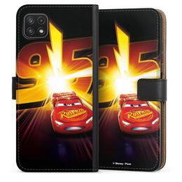 DeinDesign Galaxy A22 5G Handy Klapph&uuml;lle Handyh&uuml;lle aus Kunst Leder schwarz Flip Case Cars Lightning Mcqueen 95 Official Licensed Product Sideflip mit langer 