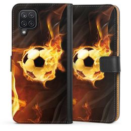 DeinDesign Galaxy A12 Handy Klapph&uuml;lle Handyh&uuml;lle aus Kunst Leder schwarz Flip Case Ball Fire Soccer Sideflip mit langer Lasche