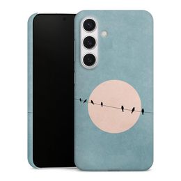 DeinDesign Galaxy S24 Handy Premium Case Smartphone Handyh&uuml;lle Schutzh&uuml;lle matt Bird Turquoise Moon Premium Case