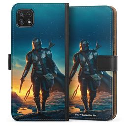 DeinDesign Galaxy A22 5G Handy Klapph&uuml;lle Handyh&uuml;lle aus Kunst Leder schwarz Flip Case Sunset Star Wars The Mandalorian Sideflip mit langer Lasche