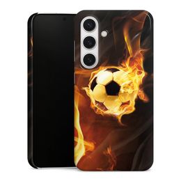 DeinDesign Galaxy S24 Handy Premium Case Smartphone Handyh&uuml;lle Schutzh&uuml;lle gl&auml;nzend Soccer Ball Fire Premium Case