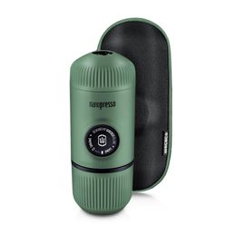 Wacaco Tragbare Espressomaschine Nanopresso dunkelgrün