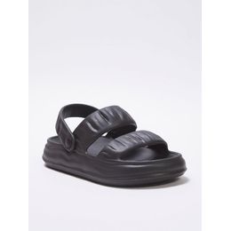 Trendyol Sandale Damen Größe 40 schwarz