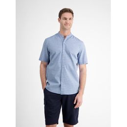 Lerros Herren Kurzarmhemd "Lerros Kurzarmhemd in Seersuckerqualität", blau, Gr. XL, 98% Baumwolle, 2% Elasthan, Hemden