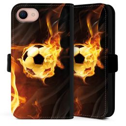DeinDesign iPhone 16e Handy Klapph&uuml;lle Handyh&uuml;lle aus Kunst Leder schwarz Flip Case Soccer Ball Fire Sideflip mit Lasche