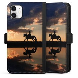 DeinDesign iPhone 11 Handy Klapph&uuml;lle Handyh&uuml;lle aus Kunst Leder schwarz Flip Case Sunset Horseback Riding Horse Sideflip mit Lasche