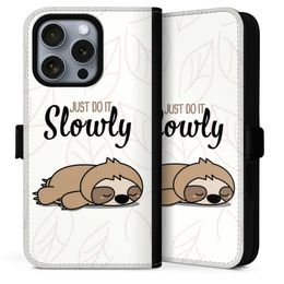 DeinDesign iPhone 16 Pro Max Handy Klapph&uuml;lle Handyh&uuml;lle aus Kunst Leder schwarz Flip Case Animals Sloth Lazy Sunday Sideflip mit Lasche