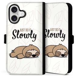 DeinDesign iPhone 16 Handy Klapph&uuml;lle Handyh&uuml;lle aus Kunst Leder schwarz Flip Case Animals Sloth Lazy Sunday Sideflip mit Lasche