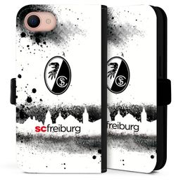 DeinDesign iPhone 16e Handy Klapph&uuml;lle Handyh&uuml;lle aus Kunst Leder schwarz Flip Case Skyline Sc Freiburg Logo Sideflip mit Lasche