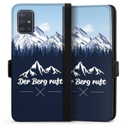 DeinDesign Galaxy A51 Handy Klapph&uuml;lle Handyh&uuml;lle aus Kunst Leder schwarz Flip Case Wanderlust Sky Mountain Sideflip mit Lasche