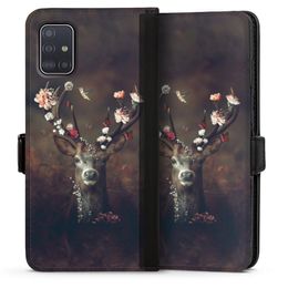 DeinDesign Galaxy A51 Handy Klapph&uuml;lle Handyh&uuml;lle aus Kunst Leder schwarz Flip Case Reindeer Flowers Rehe Sideflip mit Lasche