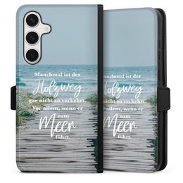 DeinDesign Galaxy S24+ Handy Klapph&uuml;lle Handyh&uuml;lle aus Kunst Leder schwarz Flip Case Statement Beach Spruch Sideflip mit Lasche
