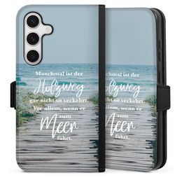 DeinDesign Galaxy S24 Handy Klapph&uuml;lle Handyh&uuml;lle aus Kunst Leder schwarz Flip Case Statement Beach Spruch Sideflip mit Lasche
