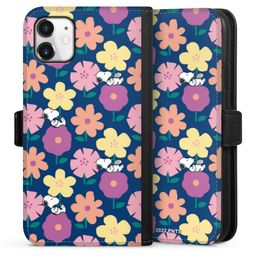 DeinDesign iPhone 11 Handy Klapph&uuml;lle Handyh&uuml;lle aus Kunst Leder schwarz Flip Case Muster Snoopy Flowers Sideflip mit Lasche