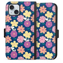 DeinDesign iPhone 15 Handy Klapph&uuml;lle Handyh&uuml;lle aus Kunst Leder schwarz Flip Case Muster Snoopy Flowers Sideflip mit Lasche