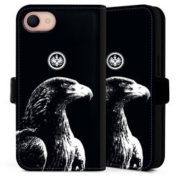 DeinDesign iPhone 16e Handy Klapph&uuml;lle Handyh&uuml;lle aus Kunst Leder schwarz Flip Case Attila Official Licensed Product Eintracht Frankfurt Sideflip mit Lasche
