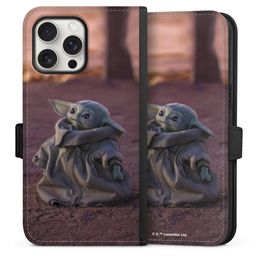 DeinDesign iPhone 15 Pro Max Handy Klapph&uuml;lle Handyh&uuml;lle aus Kunst Leder schwarz Flip Case The Child Star Wars Baby Yoda Sideflip mit Lasche